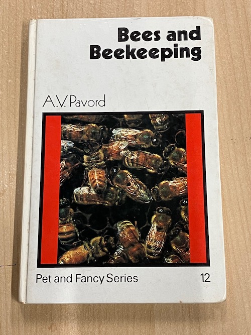 Bees and Beekeeping- 122 pages for beginners